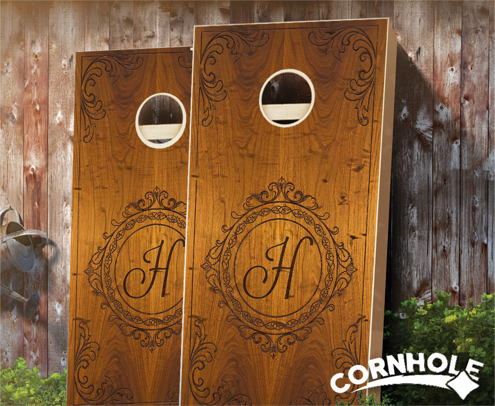 "Rich Varnished Monogram" Cornhole Boards – cornhole.com